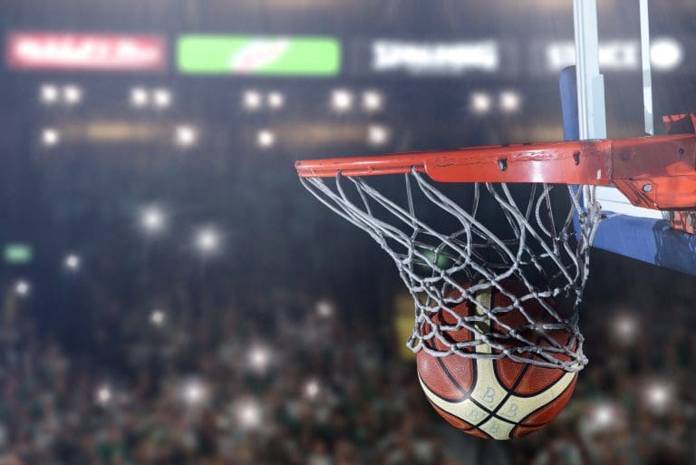 New York Knicks po 53 letih znova osvojili naslov prvaka lige NBA ...